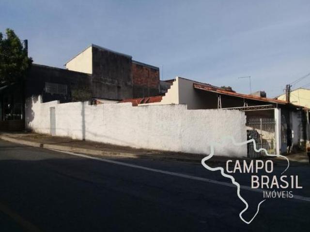 CASA 230,54M² COM PONTO DE COMÉRCIO EM JACAREÍ !