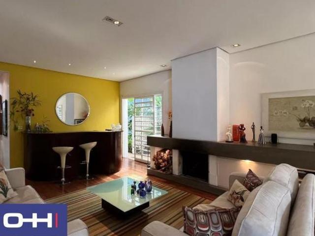 Casa 230m², Alto de Pinheiros SP | Venda