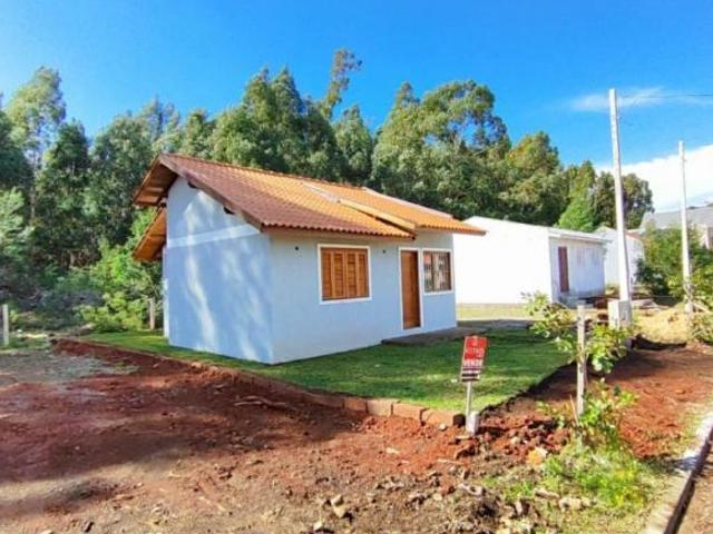 Casa 2 Dorm. Bairro São Lucas