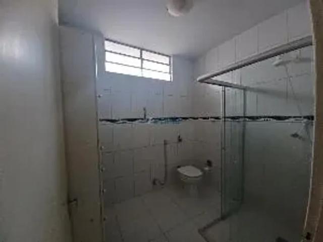 Casa 2 dorm Centro