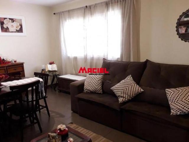 CASA 2 DORMITÓRIO COM SUITE SALA AMPLA