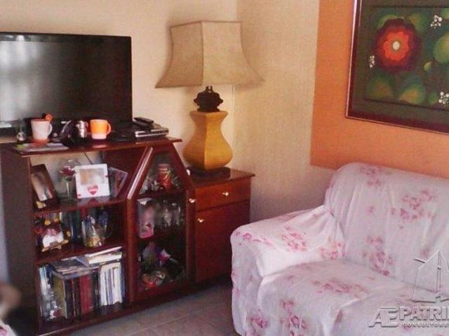 CASA,2 Dormitorio s bairro Brigadeiro Tobias