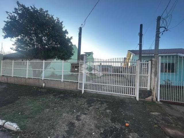Casa 2 dormitórios, 3 vagas de garagem Fátima Canoas