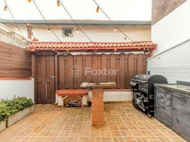 Casa, 2 dormitórios, 107 m², em Vila Anastácio
