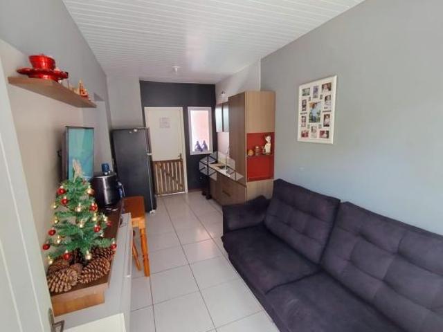Casa 2 Dormitórios