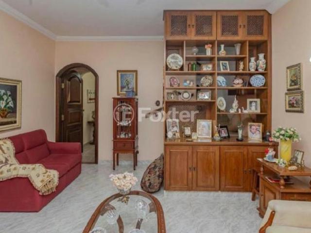Casa, 2 dormitórios, 117 m², em Vila Gumercindo