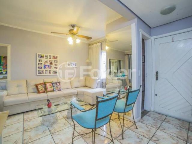 Casa, 2 dormitórios, 118 m², em Cavalhada
