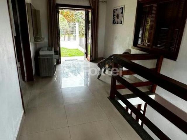 Casa, 2 dormitórios, 118 m², em Lomba Grande