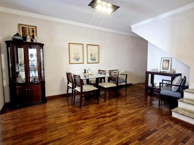 Casa, 2 dormitórios, 126 m², em Vila Gustavo