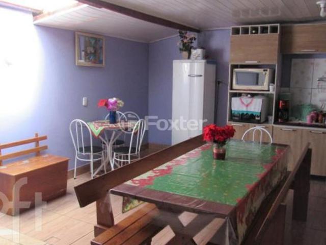 Casa, 2 dormitórios, 120 m², em Feitoria