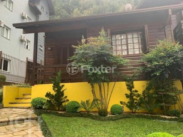Casa, 2 dormitórios, 120 m², em Vila Suica