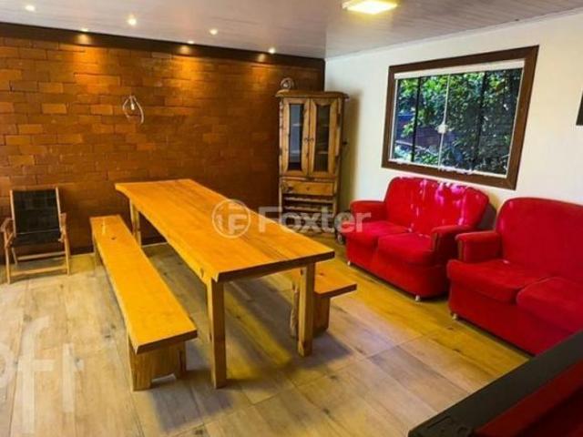 Casa, 2 dormitórios, 121 m², em São Luiz