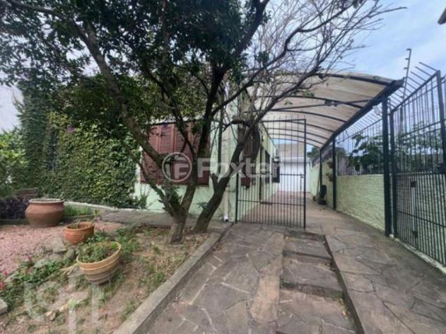 Casa, 2 dormitórios, 139.27 m², em Chácara das Pedras