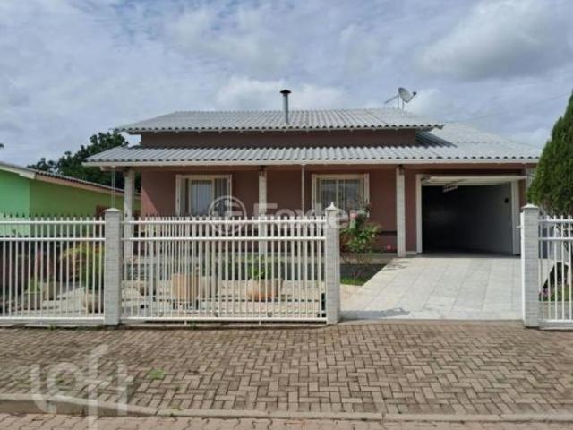 Casa, 2 dormitórios, 130.6 m², em Arroio da Manteiga