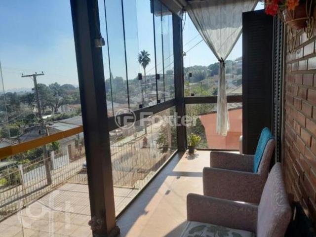 Casa, 2 dormitórios, 132 m², em Cascata