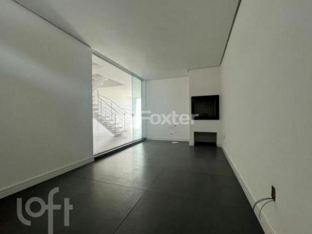 Casa, 2 dormitórios, 141.08 m², em Feitoria