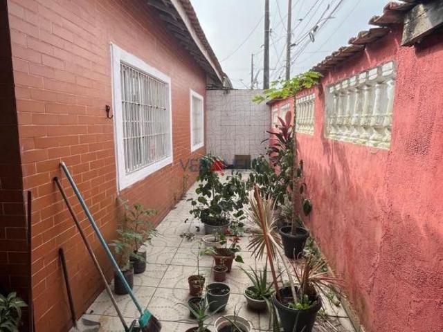 Casa 2 Dormitórios