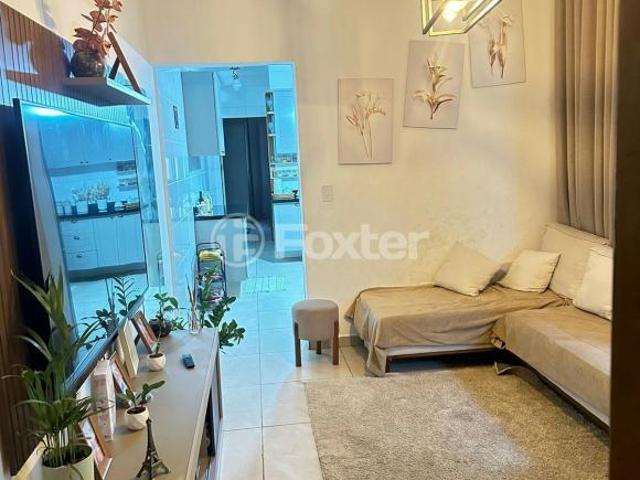 Casa, 2 dormitórios, 160 m², em Jardim Regina