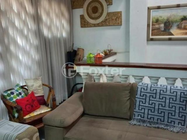 Casa, 2 dormitórios, 180 m², em Jardim Santa Mena