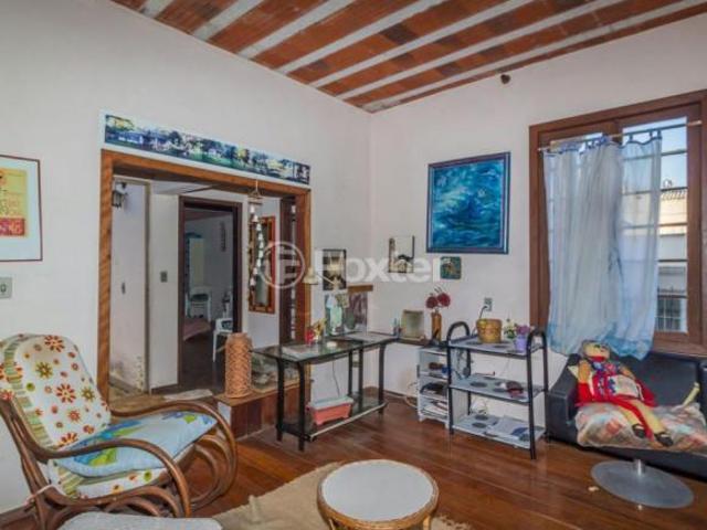 Casa, 2 dormitórios, 181 m², em Rio Branco