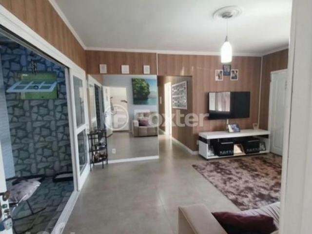 Casa, 2 dormitórios, 195 m², em São José