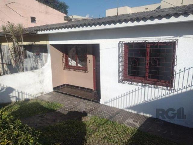 Casa 2 dormitórios, 1 vaga, Bairro Vila Cachoeirinha