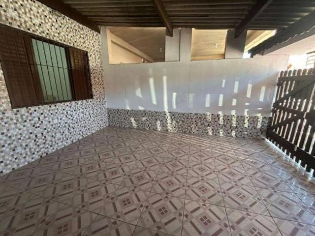 CASA 2 DORMITORIOS 1 SUITE LADO PISTA FINANCIAMENTO ITANHAEM