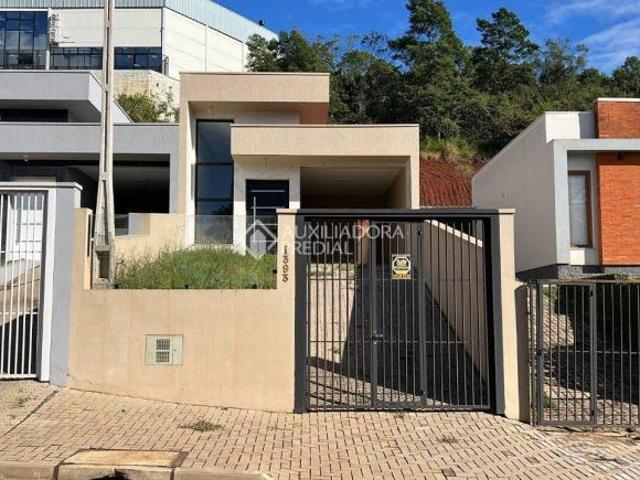 Casa 2 dormitórios, 1 suíte no Bairro Santo Antônio em Campo Bom!