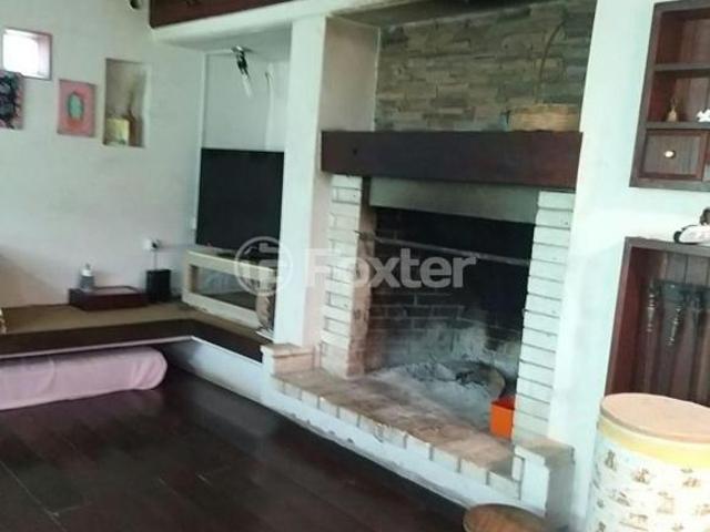Casa, 2 dormitórios, 200 m², em Belém Novo