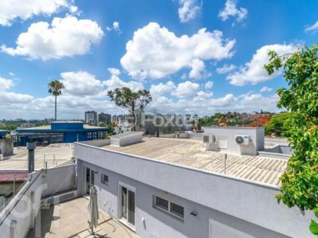 Casa, 2 dormitórios, 229 m², em Três Figueiras