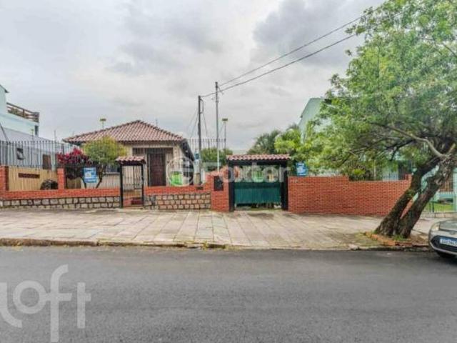 Casa, 2 dormitórios, 220 m², em Vila São José