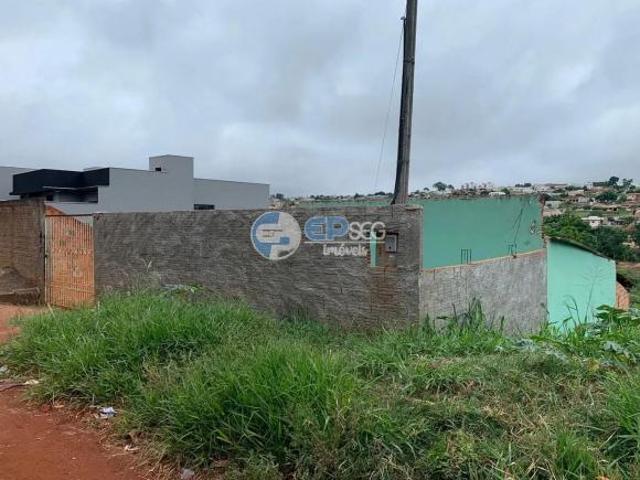 Casa 2 dormitórios 254m² de terreno Universitário Londrina