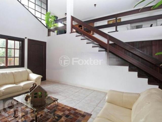 Casa, 2 dormitórios, 250 m², em São João