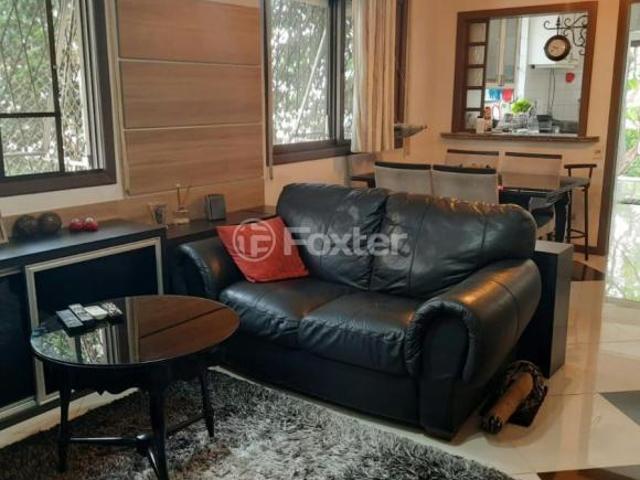 Casa, 2 dormitórios, 263.88 m², em Petrópolis
