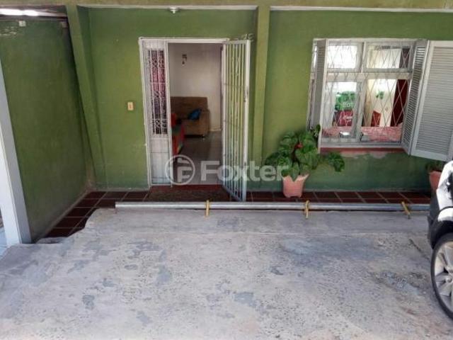Casa, 2 dormitórios, 275 m², em Coronel Aparício Borges