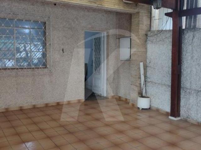 Casa 2 dormitorios 2 vagas 700m do metro
