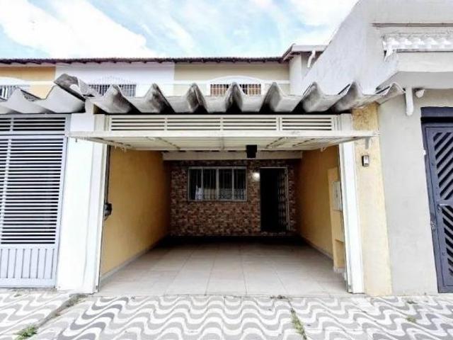 Casa 2 Dormitórios + 2 wcs + Quintal + Terraço + espaço p/ Área Gourmet + 1 Vaga