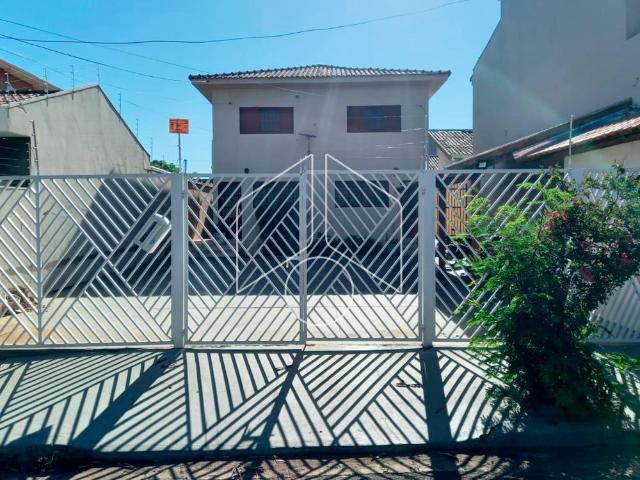 Casa 2 dormitórios, 2 banheiros e 1 garagem no bairro Senador Salgado Filho