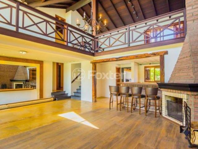 Casa, 2 dormitórios, 300 m², em Arquipélago