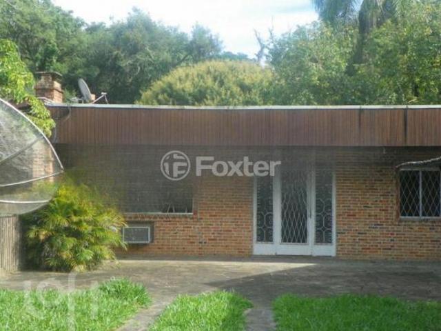 Casa, 2 dormitórios, 335 m², em Belém Novo