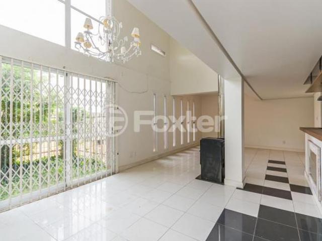 Casa, 2 dormitórios, 354.14 m², em Tristeza
