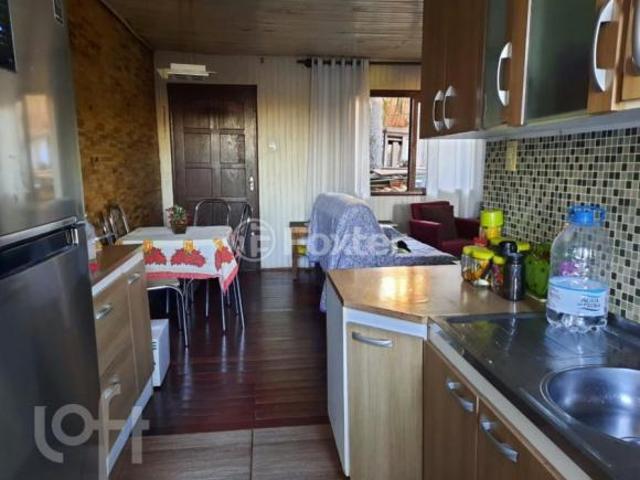 Casa, 2 dormitórios, 42 m², em Jardim Carvalho