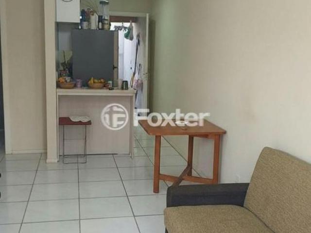 Casa, 2 dormitórios, 44 m², em Chácara das Rosas