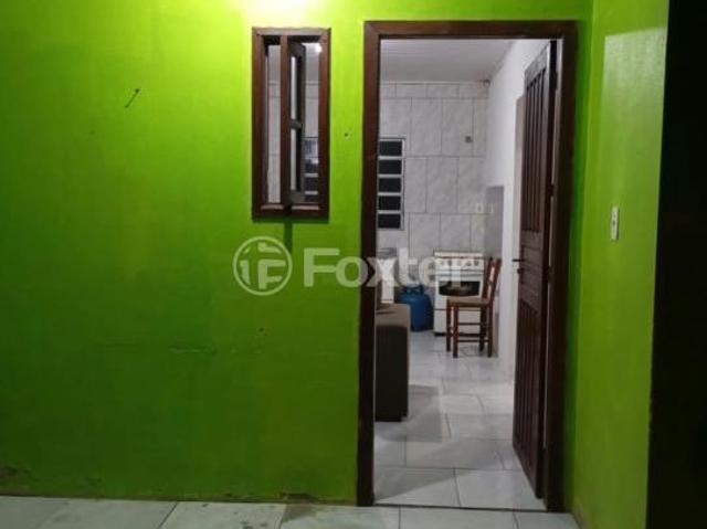 Casa, 2 dormitórios, 54.06 m², em Centro