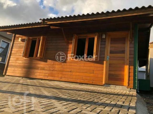 Casa, 2 dormitórios, 55 m², em Centro