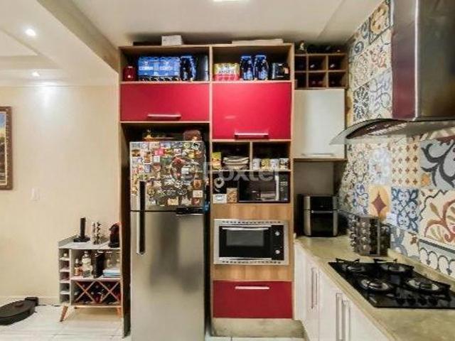 Casa, 2 dormitórios, 65 m², em Vila Ré