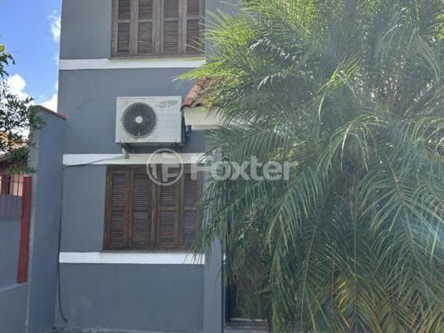 Casa, 2 dormitórios, 67.5 m², em Hípica