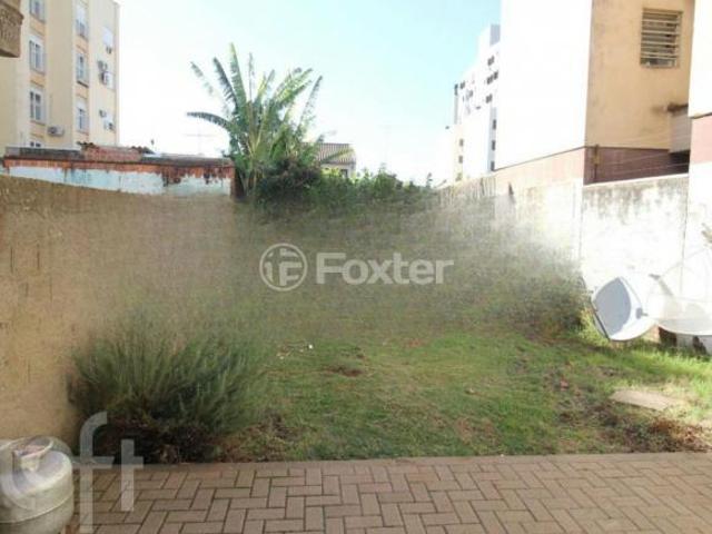 Casa, 2 dormitórios, 69.45 m², em Centro