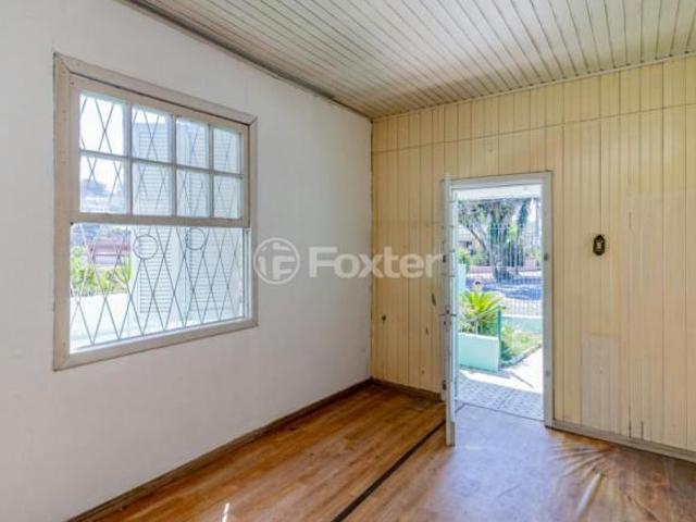 Casa, 2 dormitórios, 70 m², em Glória