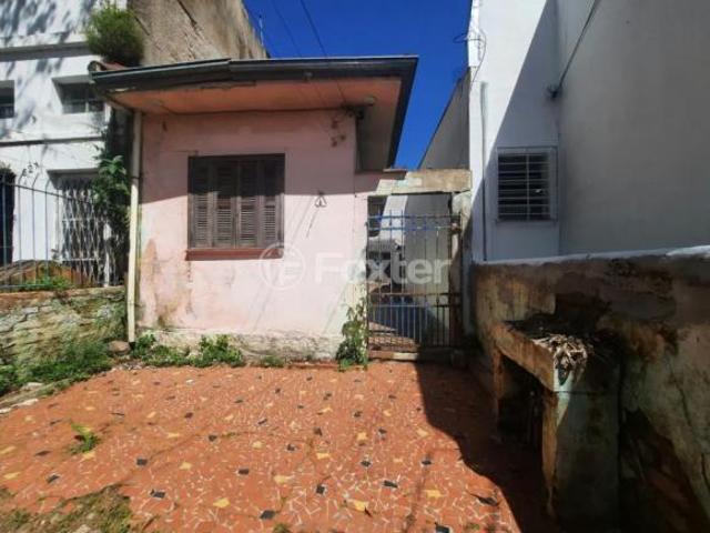 Casa, 2 dormitórios, 70 m², em Menino Deus